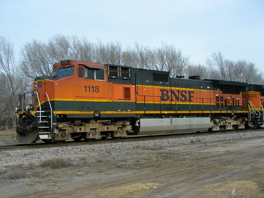 BNSF 1118